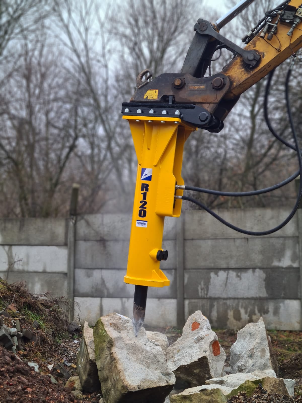 Brise-roche hydraulique fabrication 100% anglaise - SARL Maxima